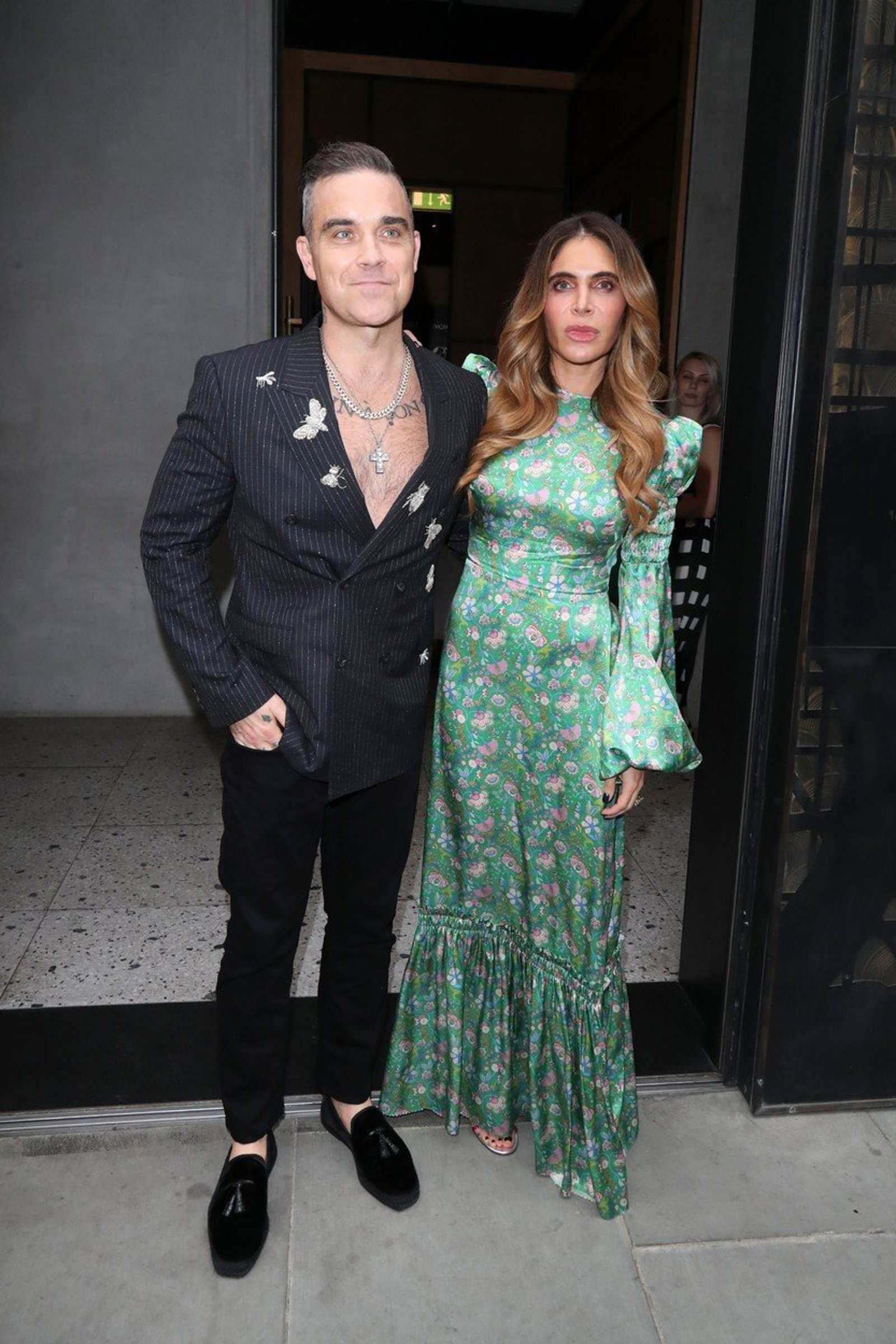 Galerie: Robbie Williams promluvil o svých démonech: Pohyboval se na ...