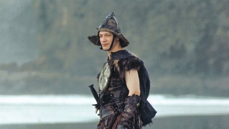 Galerie: Xena Lucy Lawless: Takhle dnes vypadá slavná bojovnice, která ...