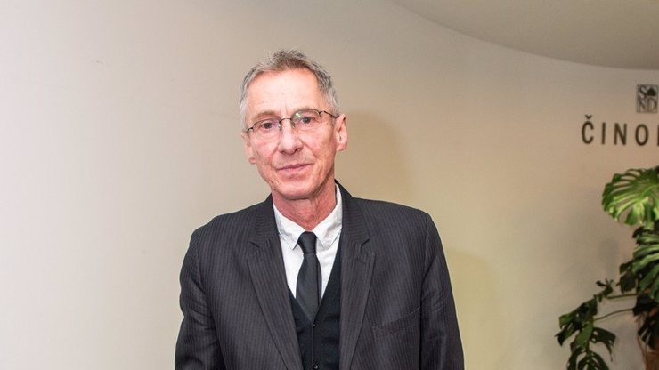 Galerie: János Bán slaví 67: Jak dnes vypadá legendární Otík z Vesničky ...