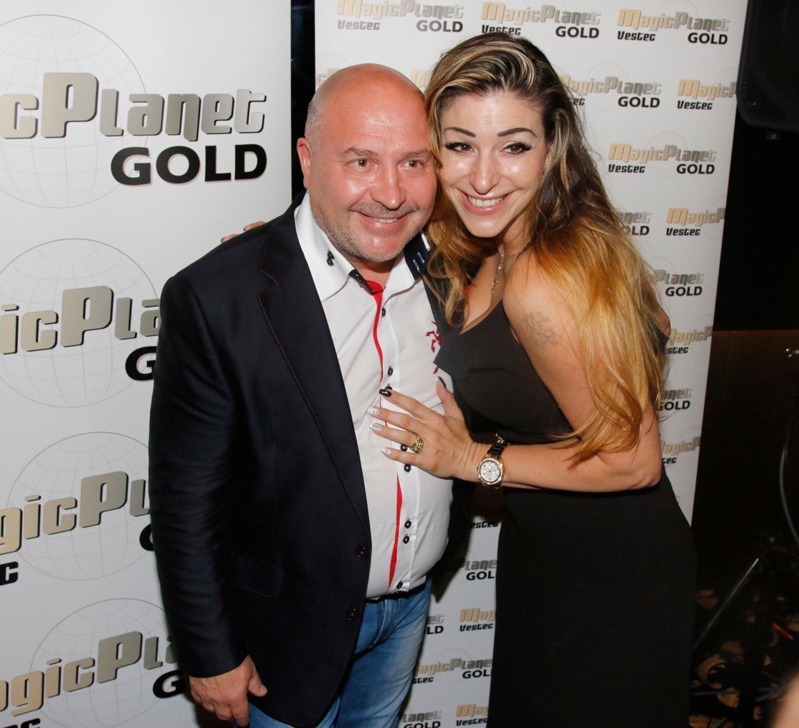 Galerie: Ester Ládová slaví 45 let: Natočila lechtivá videa a totálně ...