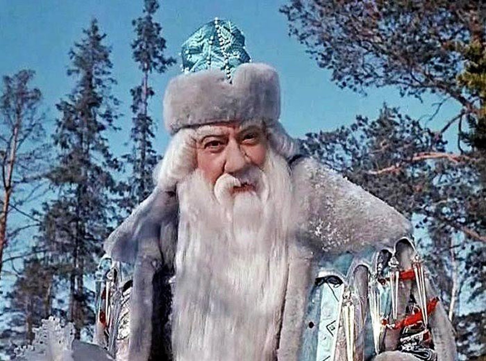 Galerie: Baba Jaga z Mrazíka byla muž: Herec divoce nasával, pohádku ...