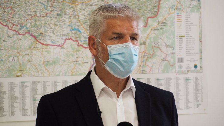 Galerie: Adam Coubal: Generál Petr Pavel ohlásí na prezidenta – fotka ...