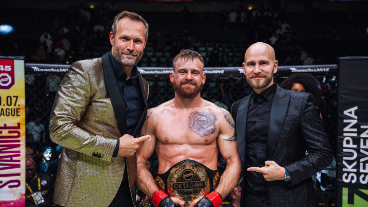 Galerie: Patrik Kincl o Karlosu Vémolovi: Měl éru neporazitelnosti, hodil jsem mu do toho vidle ...