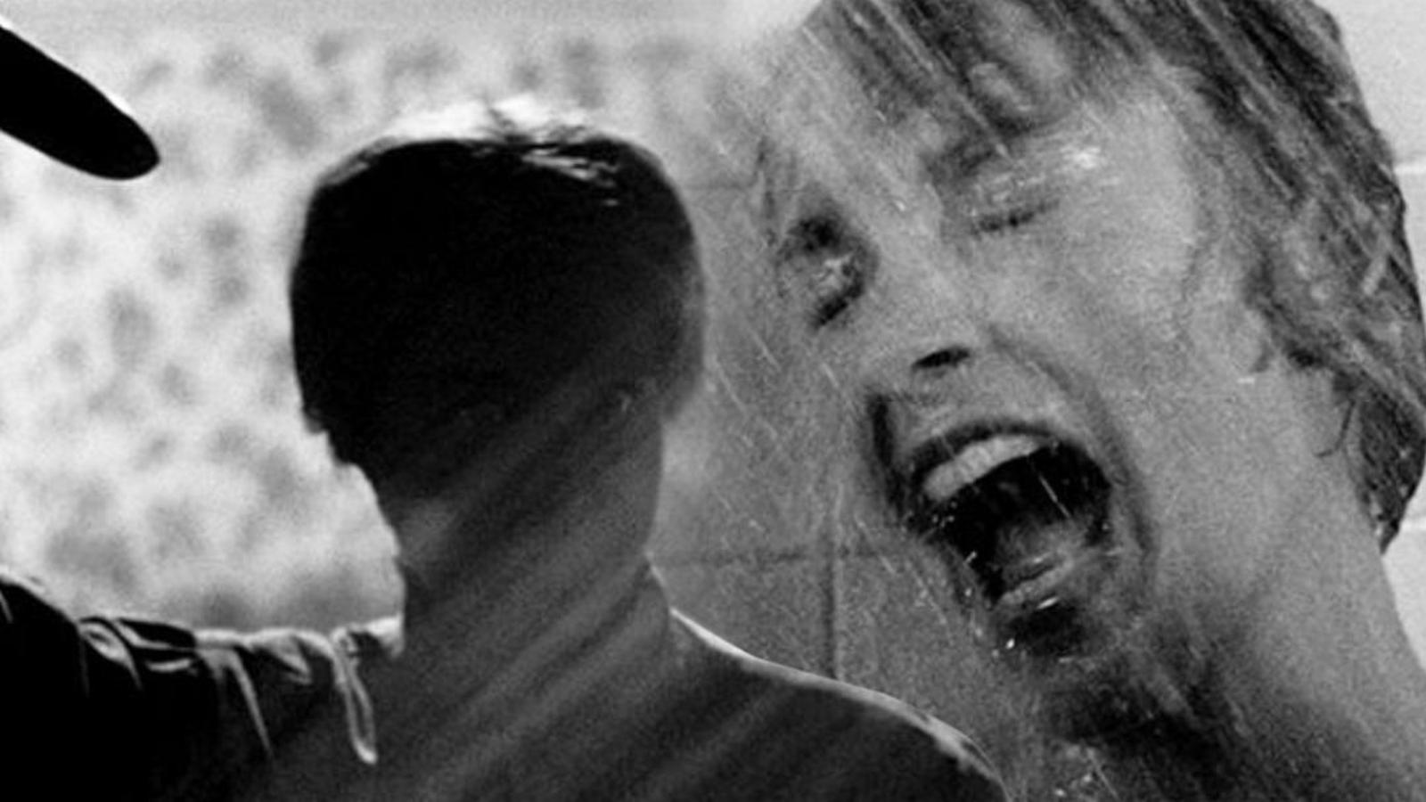 Myra Davis z filmu Psycho Alfreda Hitchcocka była ubodána ve sprše