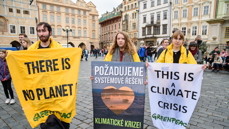 Galerie: Stávka za klima: Do pryč s Putinovou ropou, zaznělo na demonstraci – fotka 3 – eXtra.cz