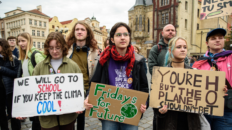 Galerie: Stávka za klima: Do pryč s Putinovou ropou, zaznělo na demonstraci – fotka 5 – eXtra.cz