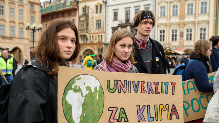 Galerie: Stávka za klima: Do pryč s Putinovou ropou, zaznělo na demonstraci – fotka 9 – eXtra.cz