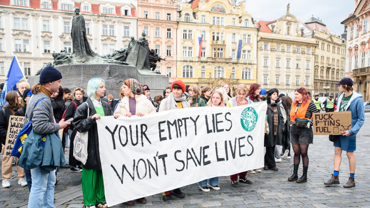 Galerie: Stávka za klima: Do pryč s Putinovou ropou, zaznělo na demonstraci – fotka 15 – eXtra.cz
