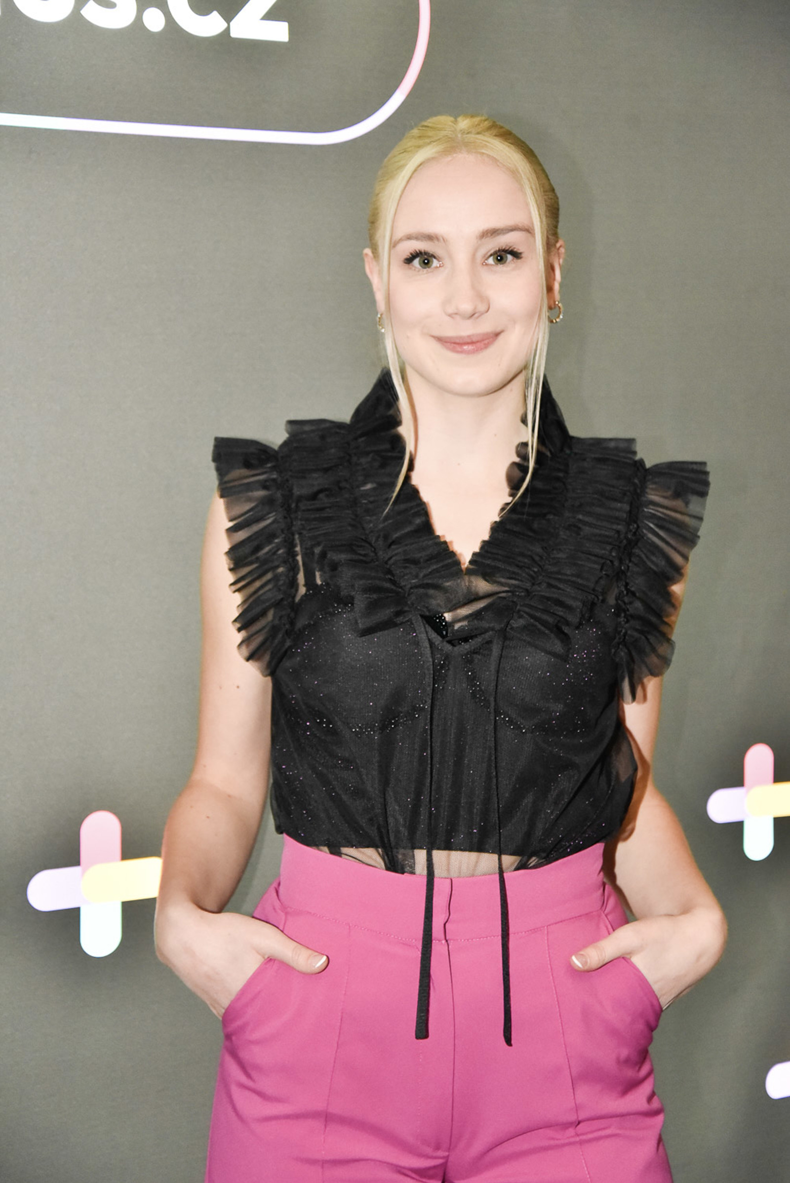 Galerie: Přítel Anny Kadeřávkové měl přijít o řidičák: Adam Rohony měl ...