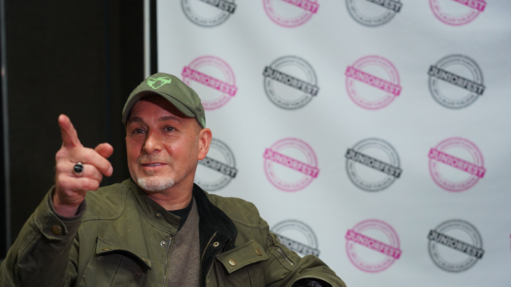 Galerie: Erdoğan Atalay v Praze: Semir Gerkhan z Kobry 11 na filmu Bez ...