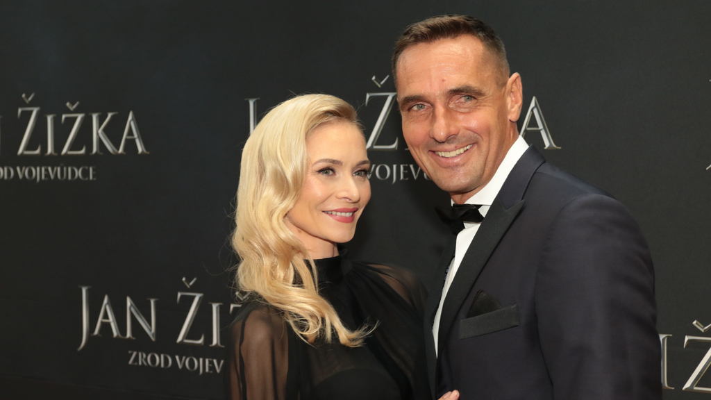 Roman Šebrle poprvé na veřejnosti ukázal novou partnerku – eXtra.cz