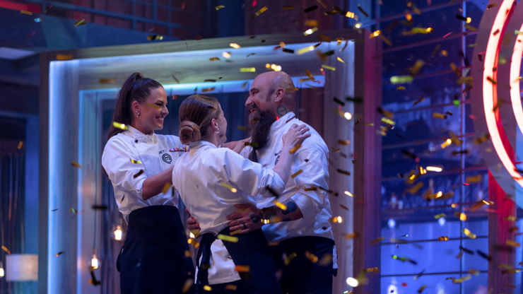 Galerie: MasterChef Česko 2022: Vítězem se stal Martin Pecina – fotka 3 ...