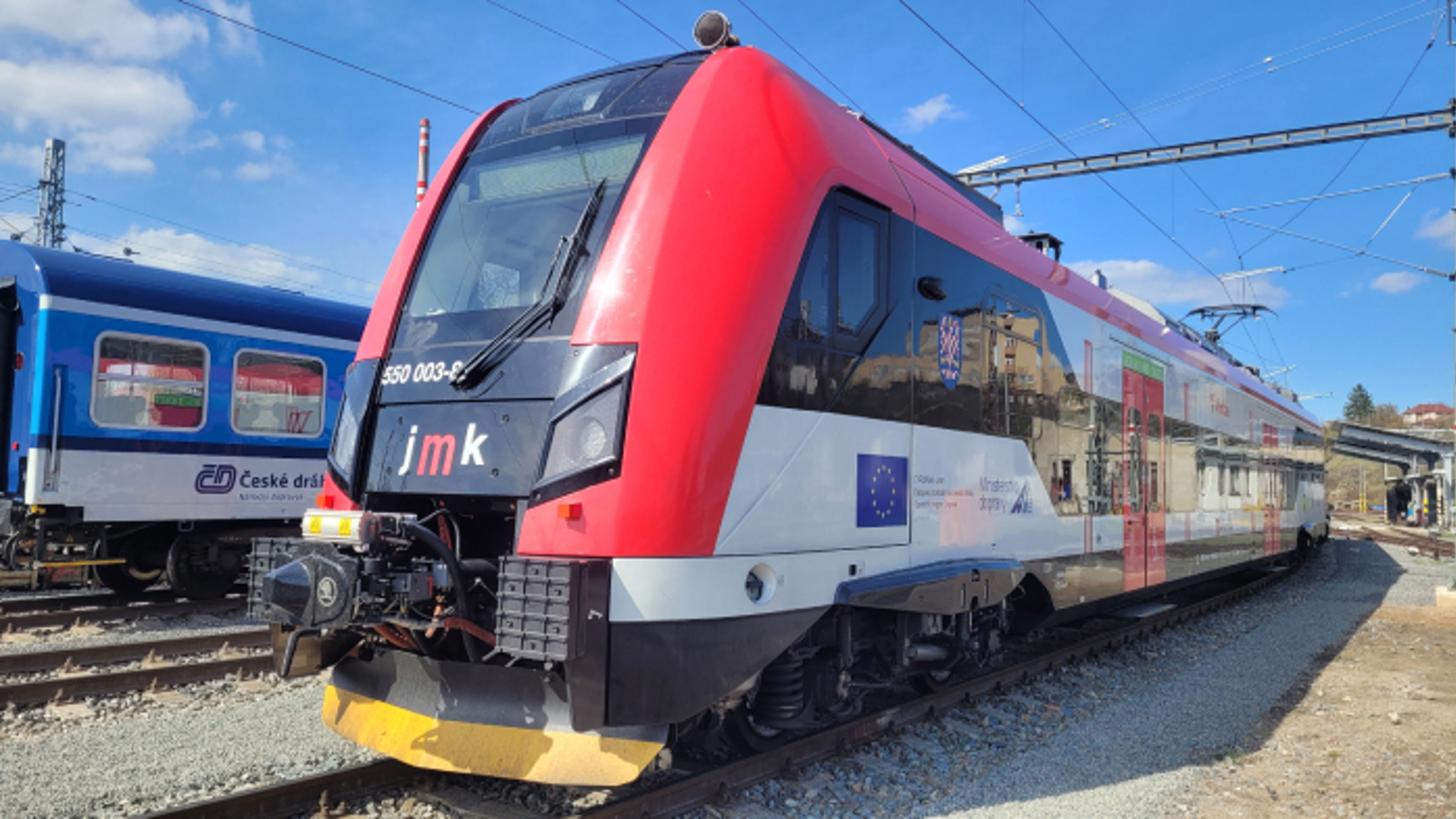 Česká firma AMiT jako první na české železnici testuje 5G internet a ...