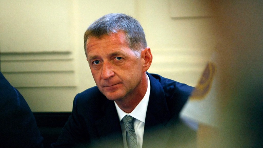 Roman Janoušek je na svobodě: Soud ho předčasně propustil z vězení ...