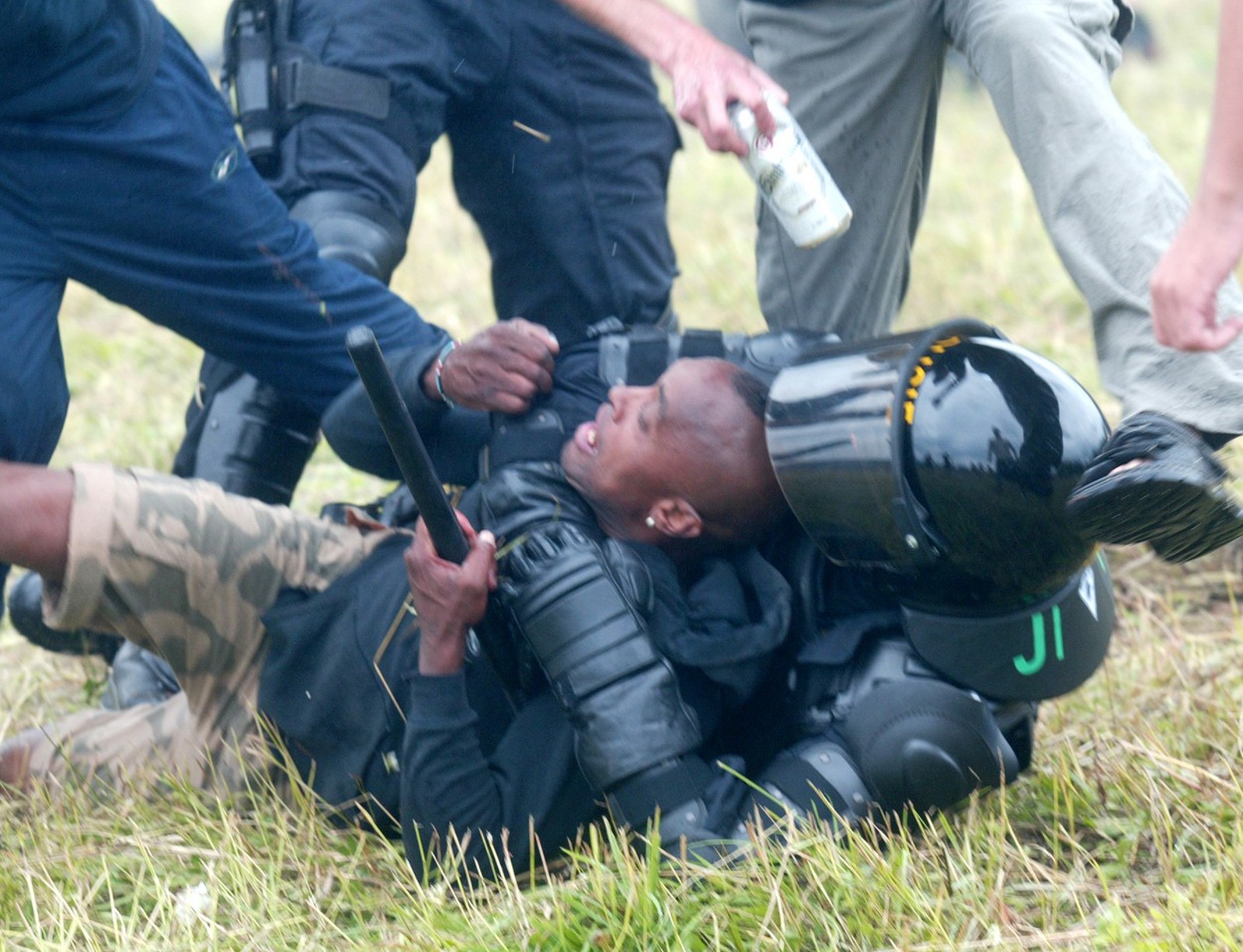 Galerie: Ivan Bartoš zavzpomínal na legendární CzechTek – fotka 11 ...