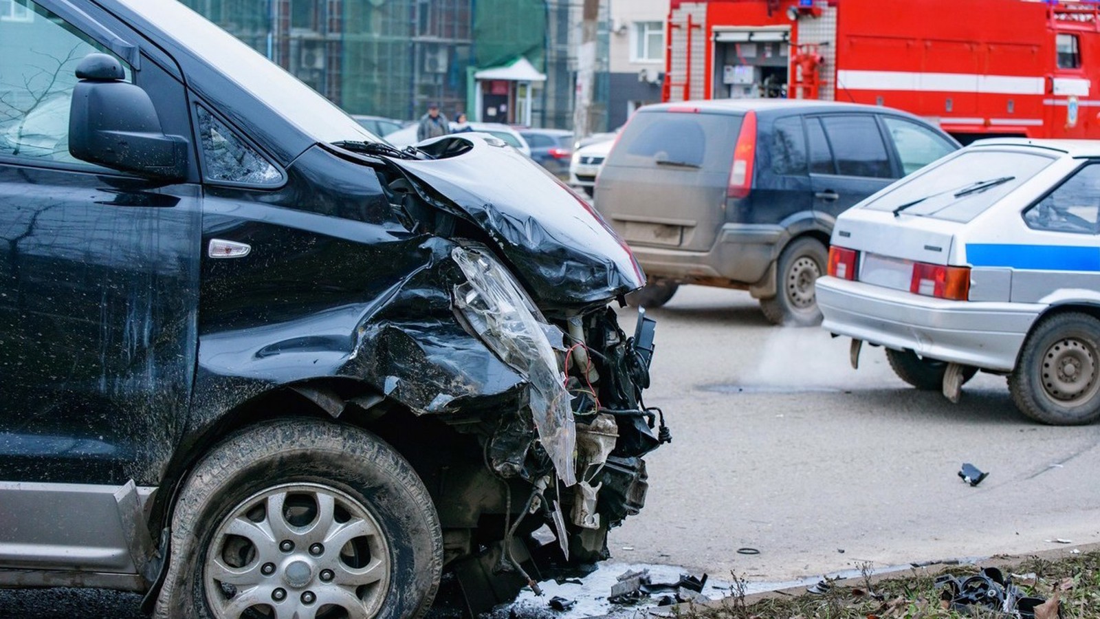 Tragická nehoda na D8: Jeden řidič zemřel na místě, druhý po neúspěšné ...