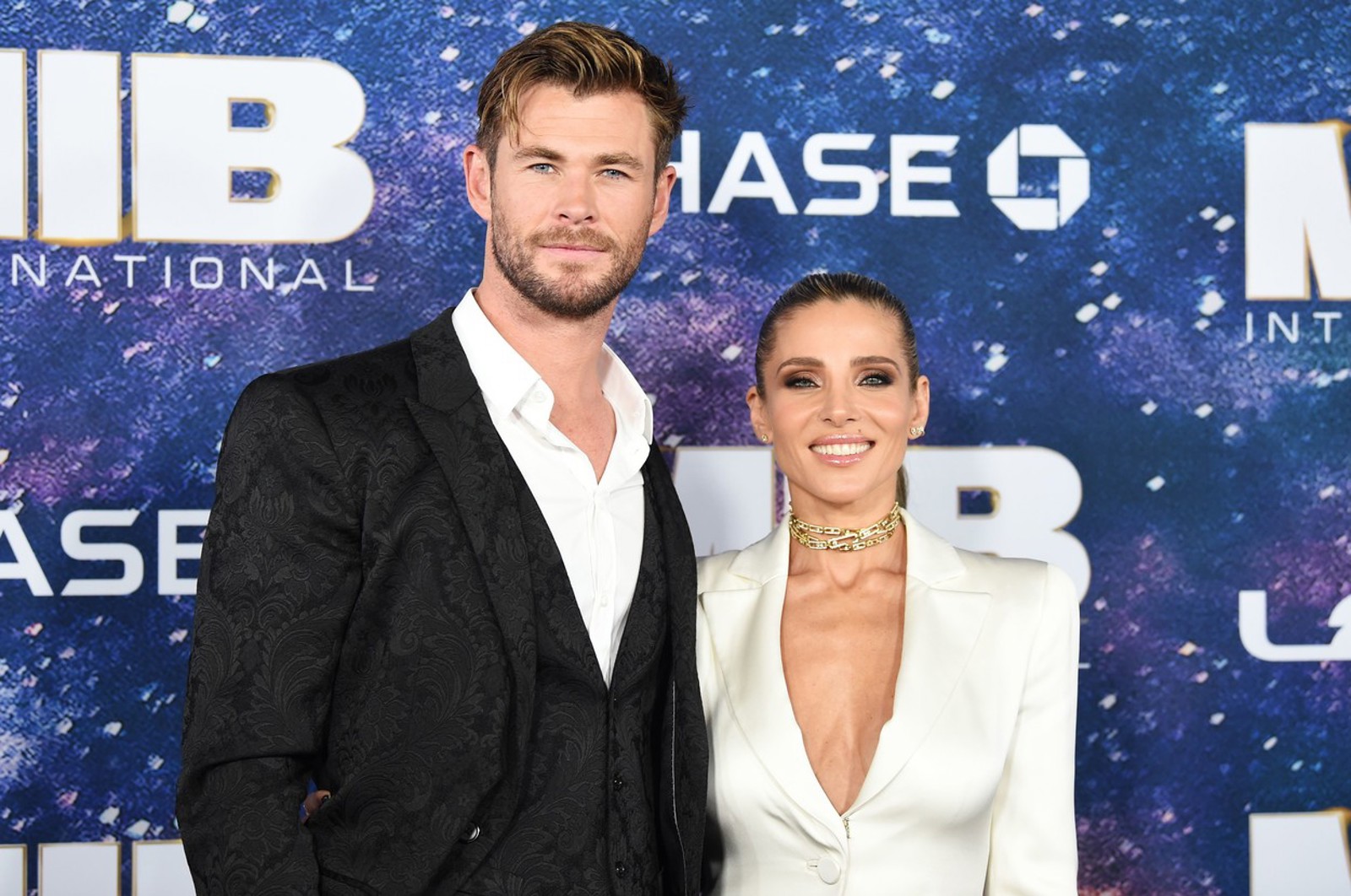 Galerie: Chris Hemsworth oslavil 42. narozeniny na luxusní jachtě na ...