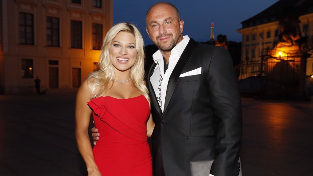 Těhotná Eva Perkausová a Ivan Hecko: Seznámení proběhlo úsměvně – eXtra.cz