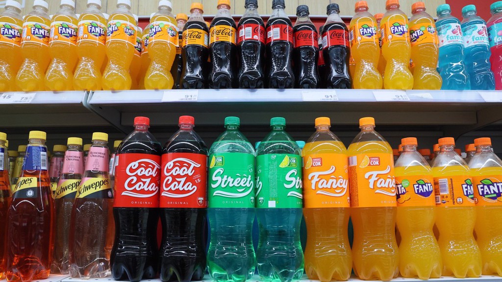 Válka na Ukrajině: Rusko nahradilo Coca-colu Cool-colou – eXtra.cz