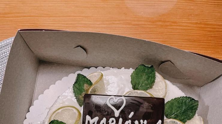 Galerie: Instanews: Maxi ještěr Karlose Vémoly a Lada Horová z Like ...