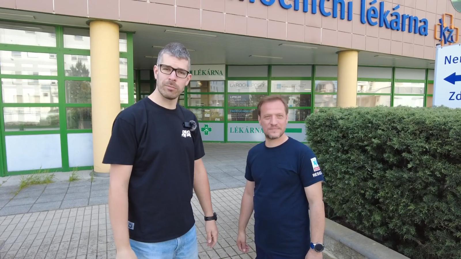 Galerie: Léky na dovolenou: Odbornice radí vzít prášky na bolest a ...