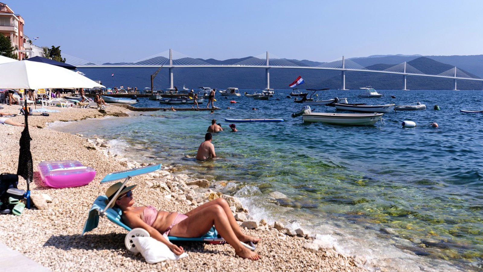 Chorvatsko: Kde je u Jadranu levně a kde vám seberou ručník z pláže a vyhodí ho