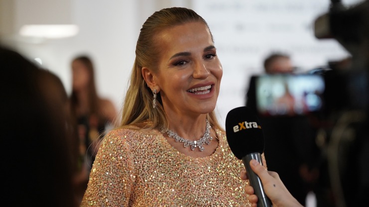 Galerie: Dara Rolins sklízí jeden hejt za druhým za šikmé oči: Už to ...