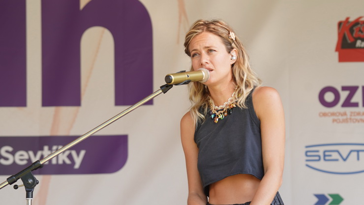 Galerie: Emma Smetana: Ukázala senzační postavu jako lusk – fotka 3 ...