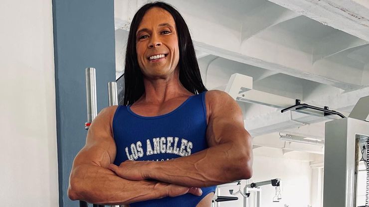 Galerie: Věra Mikulcová: Nasadila dlouhé vlasy a hodně tím prokoukla ...