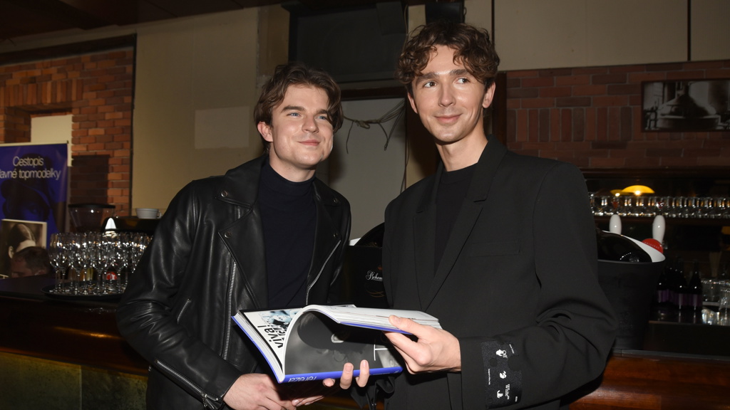 Kovy: Karel Kovář se po třech letech zasnoubil. Ukázal krásný prsten ...