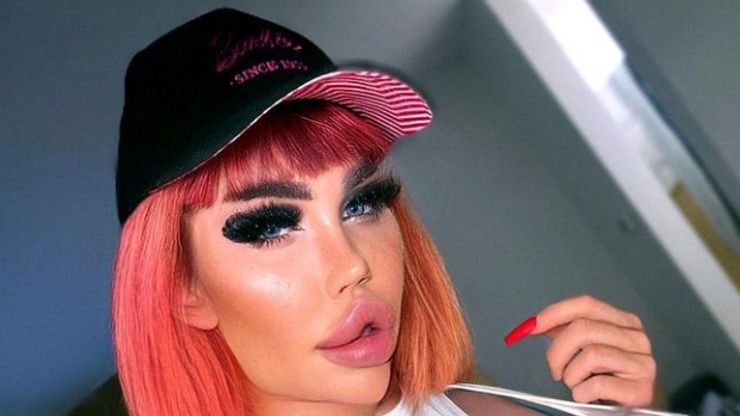 Galerie: Barbie Jan Šimša ukázal svou neuvěřitelnou proměnu. Kluka z ...