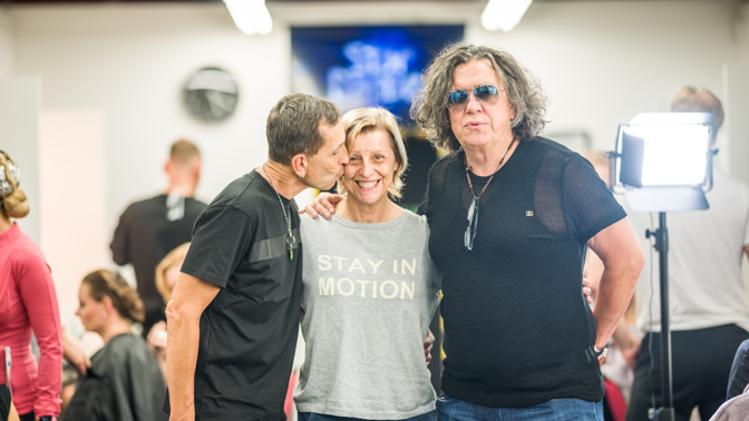 Galerie: Porotce ze StarDance Richard Genzer o svých vlasech: Mýt je ...