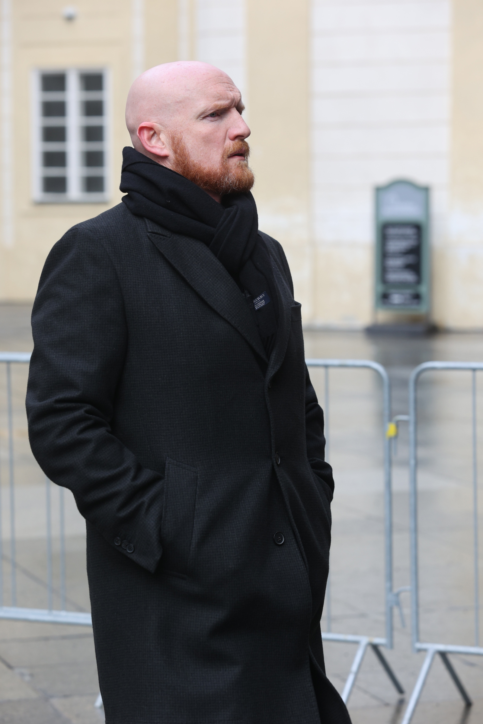 Galerie: Britský velvyslanec Matt Field promluvil o životě v Praze ...