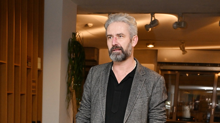 Galerie: Roman Zach: Na premiéru dorazil o berlích, zlomil si kotník ...