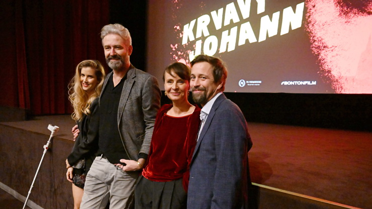 Galerie: Roman Zach: Na premiéru dorazil o berlích, zlomil si kotník ...