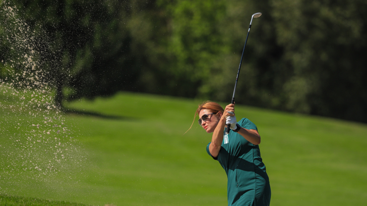 Galerie: Romana Pavelková: Krásná modelka spouští projekt Czech Golf Miss – fotka 3 – eXtra.cz