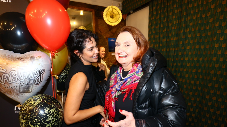 Galerie: A máme, co jsme chtěli: Na premiéře tekl alkohol proudem ...