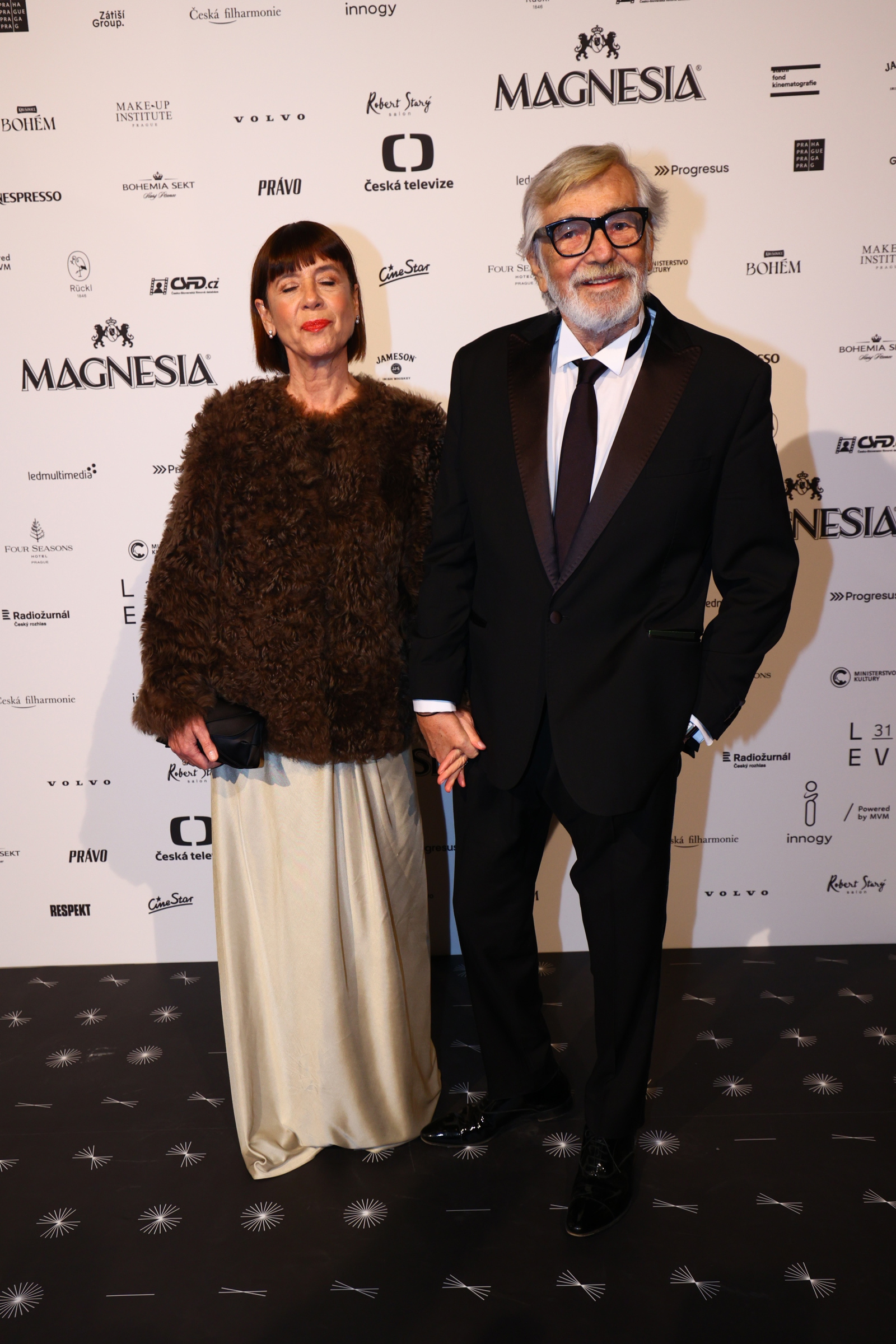 Galerie: Nenápadná Andrea Bartošková: Životní láska Jiřího Bartošky je ...