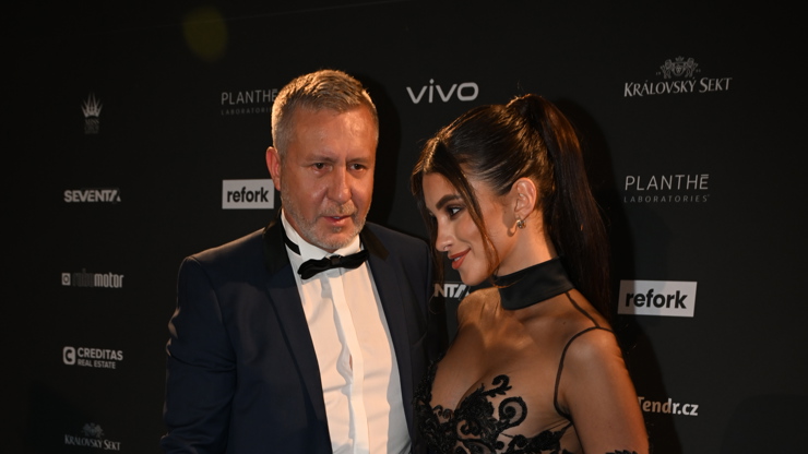 Galerie: Daniela Zálešáková se s přítelem pokouší o miminko: Musela na ...