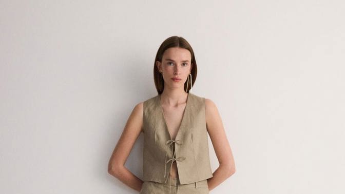 Galerie: Nejlepší lněná móda na léto 2024: Chladivé trendy kousky v ...