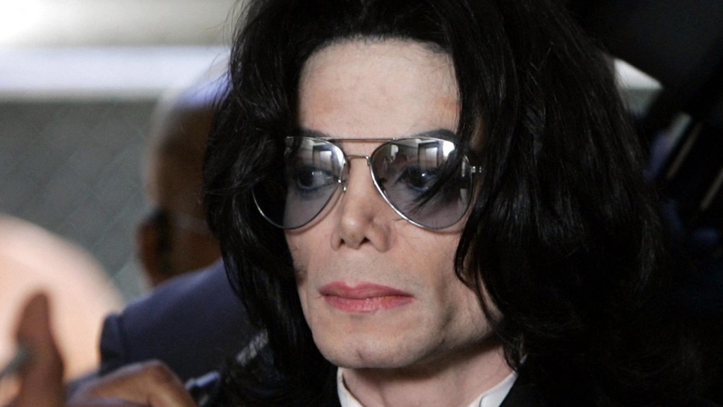 Smrt krále popu Michaela Jacksona: I po patnácti letech se za ním ...