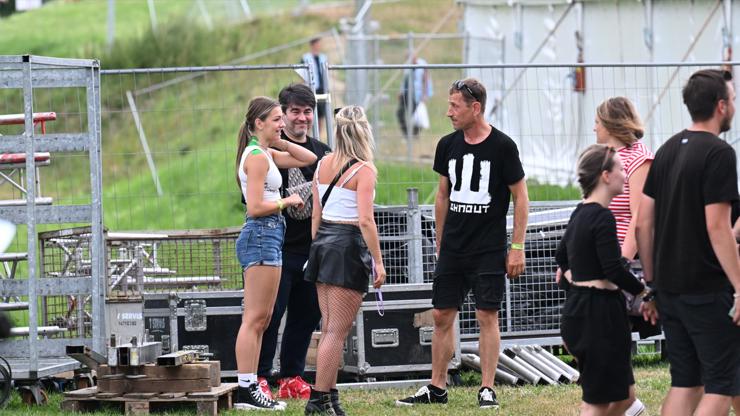 Galerie: Laura Homolová s Matějem Homolou vyrazila na Benátskou! Je ...