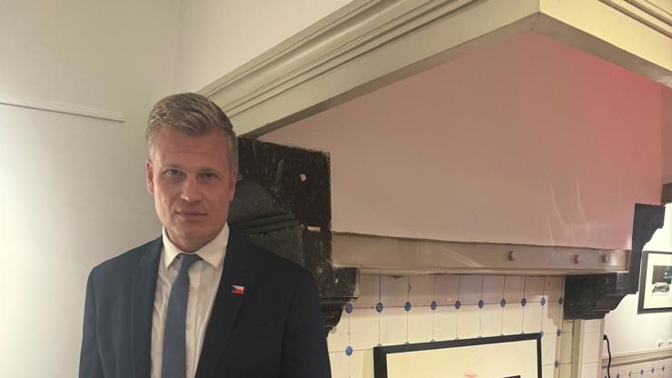 Galerie: Filip Turek práskl, kolik berou europoslanci. Popsal i svůj běžný den v Bruselu – fotka ...