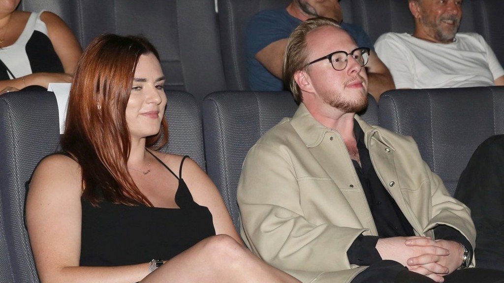 Štěpán Kozub vypadá po rozvodu spokojeně: Na premiéru vyvedl krásnou ...