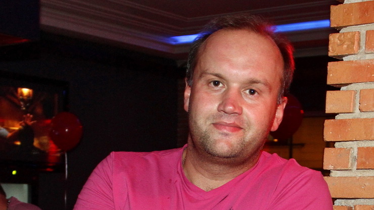 Galerie: Marek Vít se stane pětinásobným otcem. Partnerka Kristýna je o ...