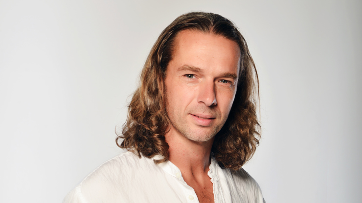 Galerie: Honeymoon - líbánky k nepřežití: Zdeněk se bojí o Janu. Podle ...