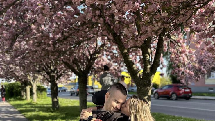 Galerie: Jan Kavalír odložil kvůli těhotné manželce sebevraždu: Teď se ...