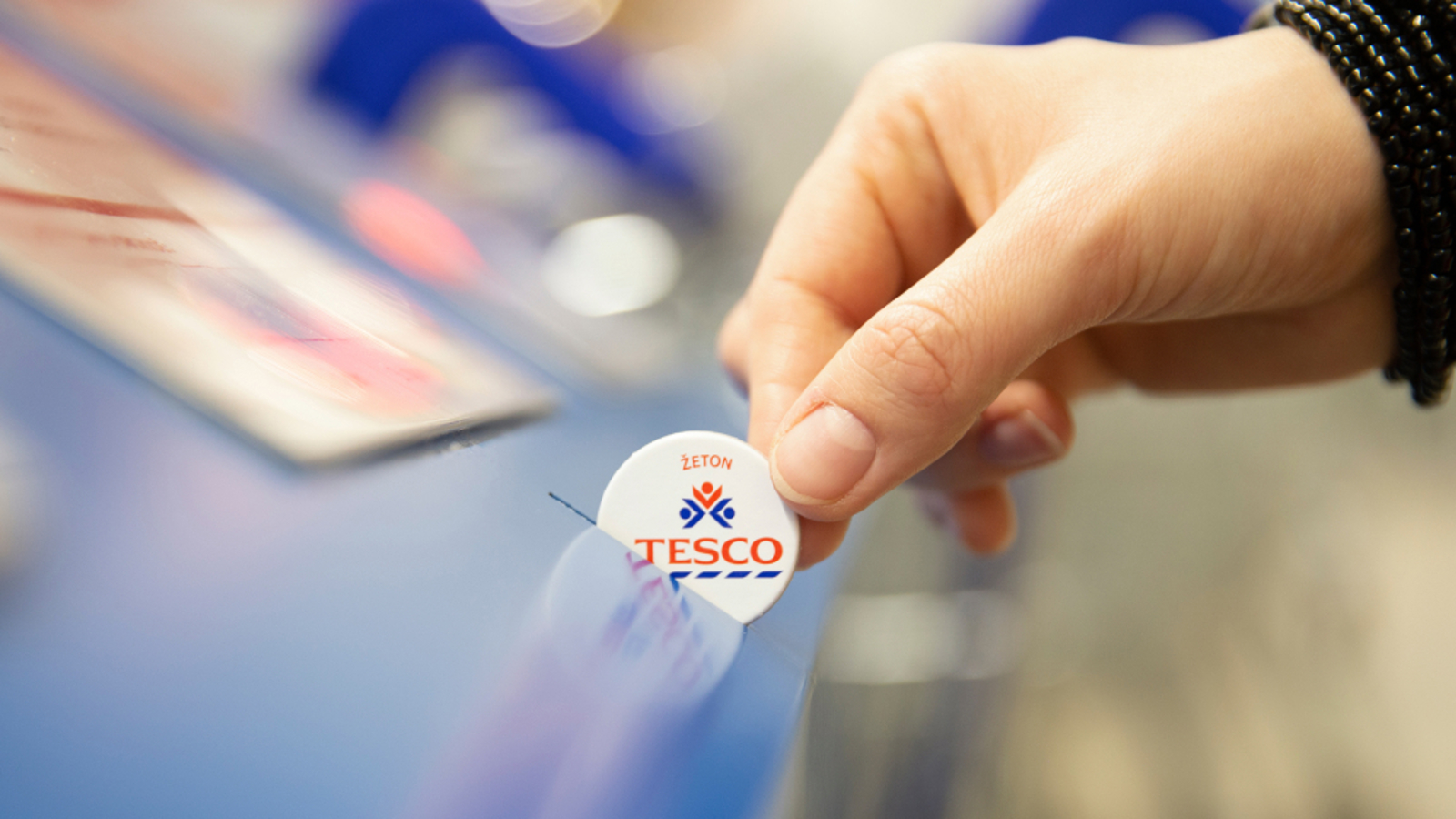 Tesco má nový grantový program Správný start