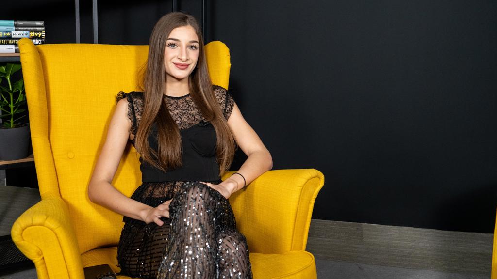 Clash of the Stars: Habibi si nechává od mužů platit všechno