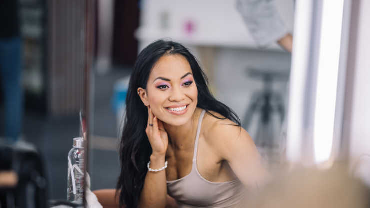 Galerie: Chili Ta Thuy otevřela 13. komnatu: Proplakané dětství se ...